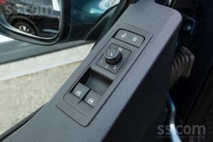 Zils Volkswagen Multivan 2016 Rīga, ar dzinēja tilpumu 2.00 L un nobraukumu 178 tūkst. km par 20950 €, foto 14 vietnē AUTOMOTO.COM.LV