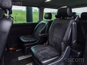 Zils Volkswagen Multivan 2017 Rīga, ar dzinēja tilpumu 2.00 L un nobraukumu 264 tūkst. km par 22900 €, foto 13 vietnē AUTOMOTO.COM.LV