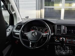 Zils Volkswagen Multivan 2017 Rīga, ar dzinēja tilpumu 2.00 L un nobraukumu 264 tūkst. km par 22900 €, foto 27 vietnē AUTOMOTO.COM.LV