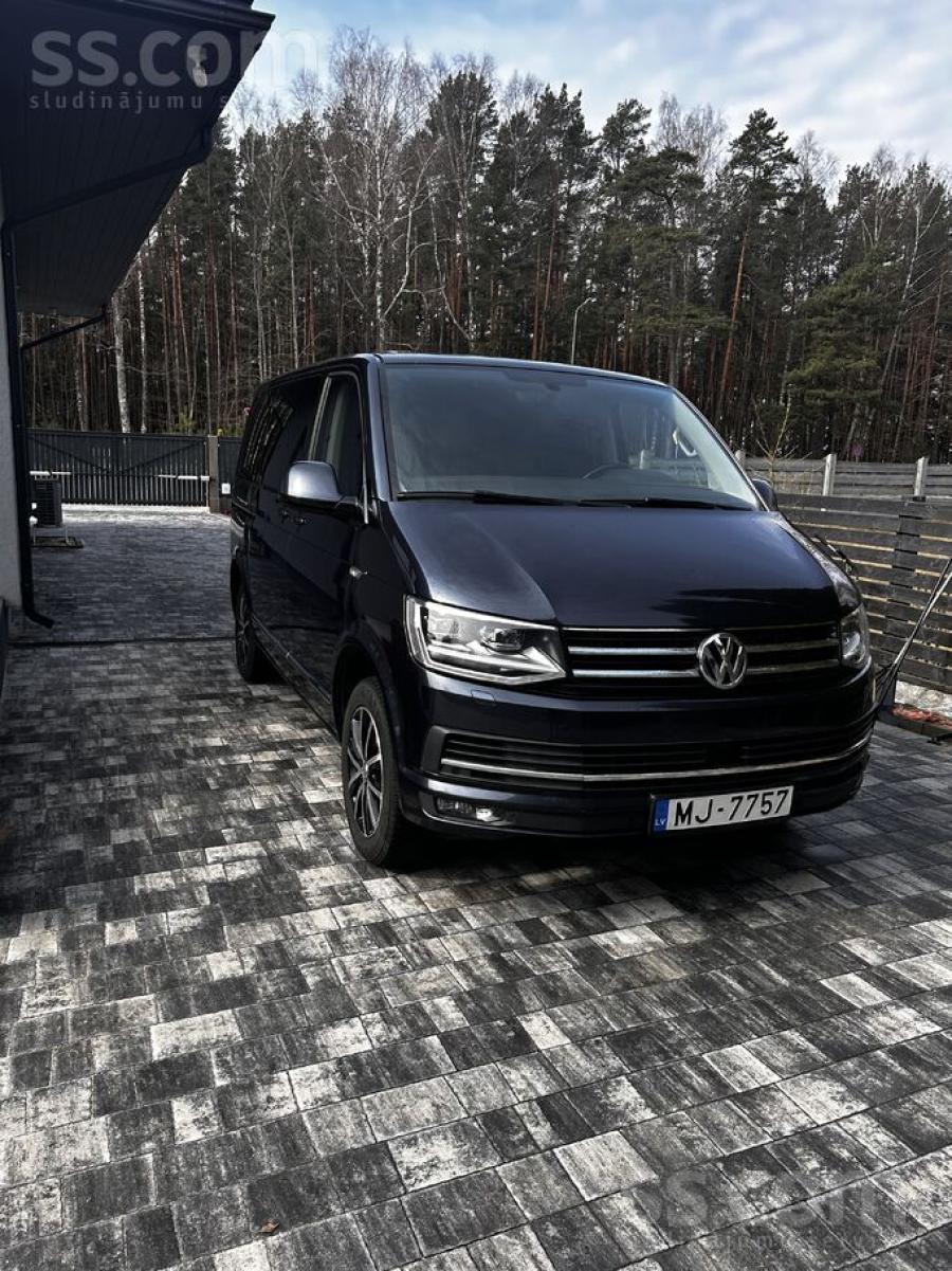 Zils Volkswagen Multivan 2019 Rīga, ar dzinēja tilpumu 2.00 L un nobraukumu 195 tūkst. km par 28000 €, foto 11 vietnē AUTOMOTO.COM.LV