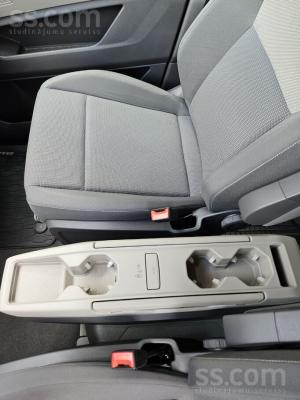 Zils Volkswagen Multivan 2022 Rīga, ar dzinēja tilpumu 2.00 L un nobraukumu 54 tūkst. km par 46700 €, foto 14 vietnē AUTOMOTO.COM.LV