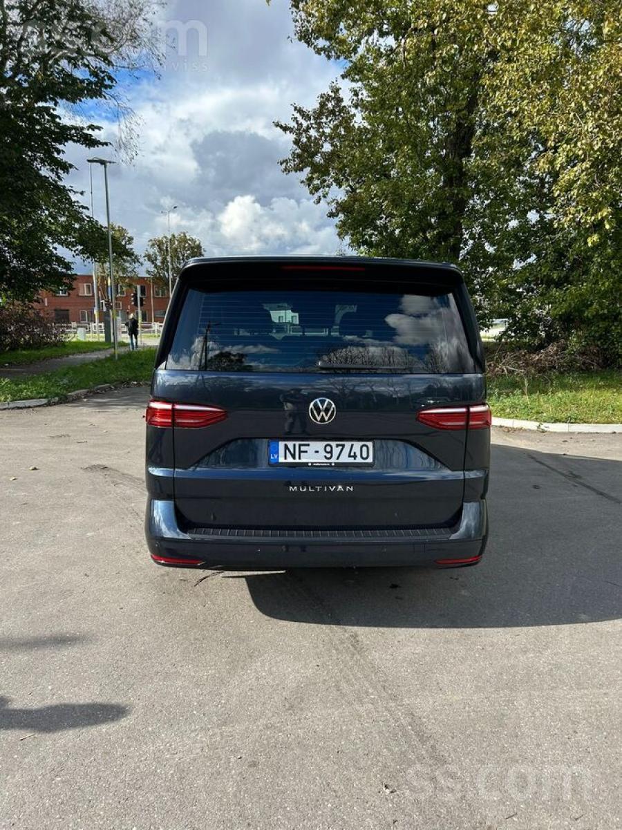 Zils Volkswagen Multivan 2022 Rīga, ar dzinēja tilpumu 2.00 L un nobraukumu 54 tūkst. km par 46700 €, foto 16 vietnē AUTOMOTO.COM.LV
