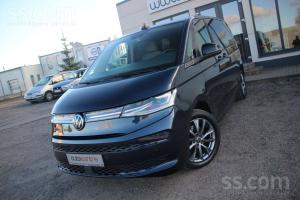 Blue Volkswagen Multivan 2022 in Tukums, with an engine capacity of 1.40 L and mileage of 73 thousand km for 39998 €, photo 3 on AUTOMOTO.COM.LV