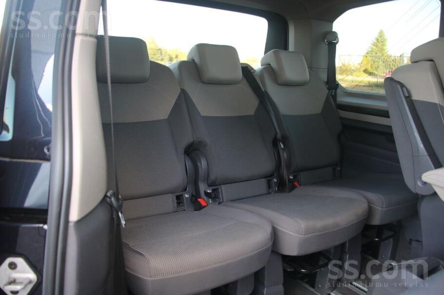 Blue Volkswagen Multivan 2022 in Tukums, with an engine capacity of 1.40 L and mileage of 73 thousand km for 39998 €, photo 16 on AUTOMOTO.COM.LV