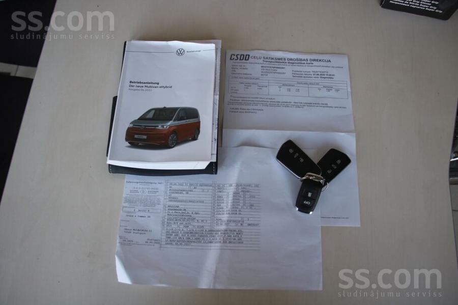 Blue Volkswagen Multivan 2022 in Tukums, with an engine capacity of 1.40 L and mileage of 73 thousand km for 39998 €, photo 35 on AUTOMOTO.COM.LV