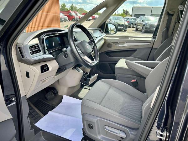 Zils Volkswagen Multivan 2023 Viļņa, ar dzinēja tilpumu 1.97 L un nobraukumu 185 tūkst. km par 37900 €, foto 7 vietnē AUTOMOTO.COM.LV