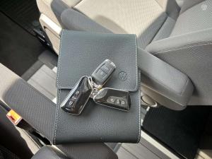 Zils Volkswagen Multivan 2023 Viļņa, ar dzinēja tilpumu 1.97 L un nobraukumu 185 tūkst. km par 37900 €, foto 22 vietnē AUTOMOTO.COM.LV