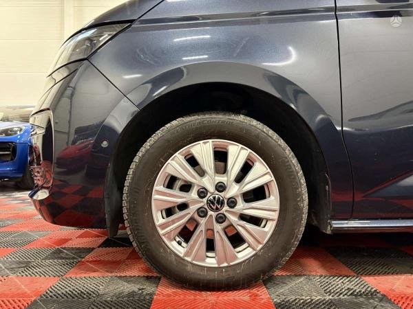 Zils Volkswagen Multivan 2024 Viļņa, ar dzinēja tilpumu 1.97 L un nobraukumu 7 tūkst. km par 45490 €, foto 9 vietnē AUTOMOTO.COM.LV