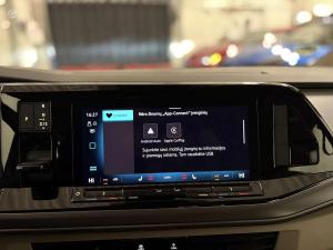 Zils Volkswagen Multivan 2024 Viļņa, ar dzinēja tilpumu 1.97 L un nobraukumu 7 tūkst. km par 45490 €, foto 24 vietnē AUTOMOTO.COM.LV