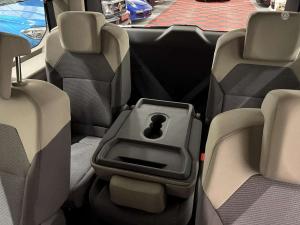 Zils Volkswagen Multivan 2024 Viļņa, ar dzinēja tilpumu 1.97 L un nobraukumu 7 tūkst. km par 45490 €, foto 30 vietnē AUTOMOTO.COM.LV