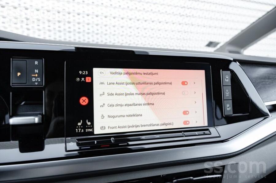Zils Volkswagen Multivan 2024 Rīga, ar dzinēja tilpumu 2.00 L un nobraukumu 50 tūkst. km par 51900 €, foto 24 vietnē AUTOMOTO.COM.LV