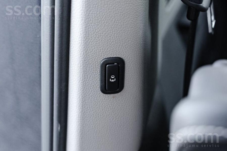 Zils Volkswagen Multivan 2024 Rīga, ar dzinēja tilpumu 2.00 L un nobraukumu 50 tūkst. km par 51900 €, foto 27 vietnē AUTOMOTO.COM.LV