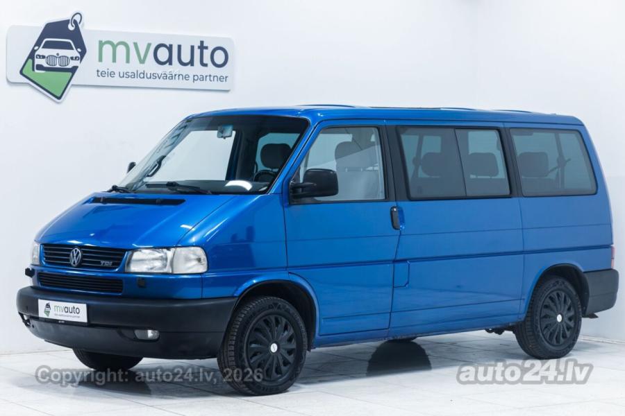 Blue Volkswagen Multivan 2000 in Tallinn, with an engine capacity of 2.50 L and mileage of 298 thousand km for 5990 €, photo 1 on AUTOMOTO.COM.LV