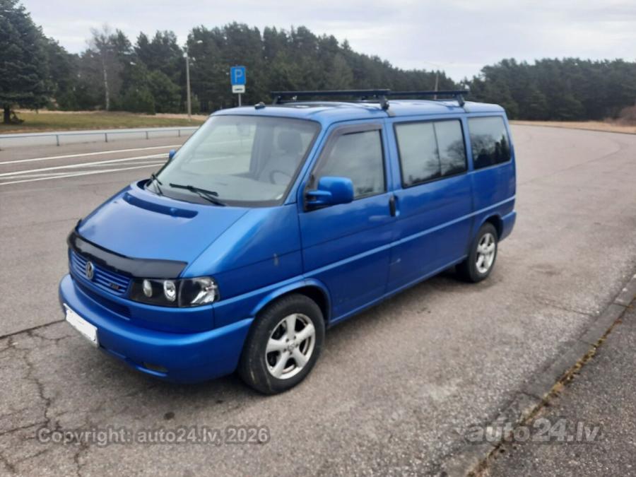Blue Volkswagen Multivan 2000 in Ventspils, with an engine capacity of 2.46 L and mileage of 367 thousand km for 6800 €, photo 3 on AUTOMOTO.COM.LV