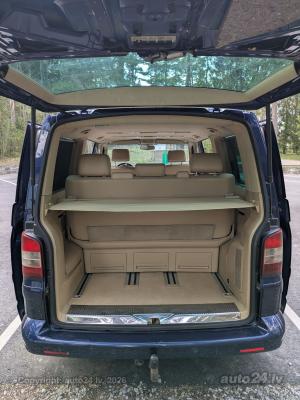 Zils Volkswagen Multivan 2005 Tallina, ar dzinēja tilpumu 2.50 L un nobraukumu 335 tūkst. km par 6900 €, foto 11 vietnē AUTOMOTO.COM.LV
