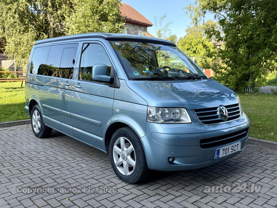 Zils Volkswagen Multivan 2007 Tartu, ar dzinēja tilpumu 2.50 L un nobraukumu 354 tūkst. km par 13000 €, foto 3 vietnē AUTOMOTO.COM.LV