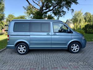 Zils Volkswagen Multivan 2007 Tartu, ar dzinēja tilpumu 2.50 L un nobraukumu 354 tūkst. km par 13000 €, foto 4 vietnē AUTOMOTO.COM.LV