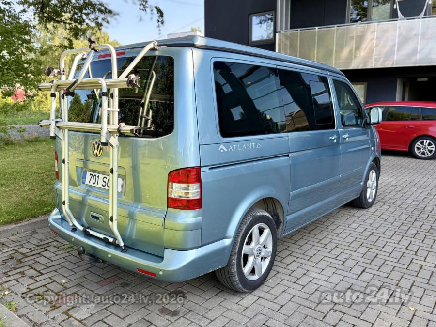 Zils Volkswagen Multivan 2007 Tartu, ar dzinēja tilpumu 2.50 L un nobraukumu 354 tūkst. km par 13000 €, foto 6 vietnē AUTOMOTO.COM.LV