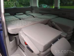 Zils Volkswagen Multivan 2007 Rīga, ar dzinēja tilpumu 1.90 L un nobraukumu 258 tūkst. km par 8298 €, foto 12 vietnē AUTOMOTO.COM.LV