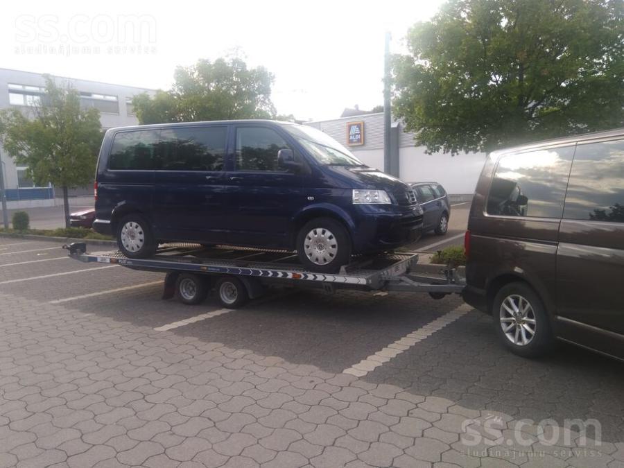Zils Volkswagen Multivan 2007 Rīga, ar dzinēja tilpumu 1.90 L un nobraukumu 258 tūkst. km par 8298 €, foto 24 vietnē AUTOMOTO.COM.LV