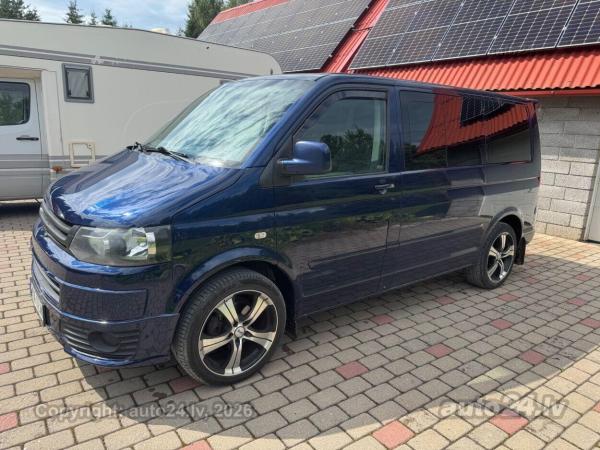 Zils Volkswagen Multivan 2008 Tartu, ar dzinēja tilpumu 2.50 L un nobraukumu 388 tūkst. km par 9990 €, foto 4 vietnē AUTOMOTO.COM.LV