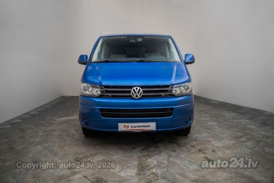Blue Volkswagen Multivan 2011 in Tallinn, with an engine capacity of 2.00 L and mileage of 122 thousand km for 15999 €, photo 3 on AUTOMOTO.COM.LV