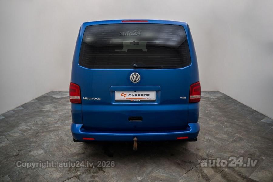 Blue Volkswagen Multivan 2011 in Tallinn, with an engine capacity of 2.00 L and mileage of 122 thousand km for 15999 €, photo 6 on AUTOMOTO.COM.LV