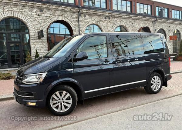 Zils Volkswagen Multivan 2016 Tallina, ar dzinēja tilpumu 2.00 L un nobraukumu 228 tūkst. km par 24999 €, foto 4 vietnē AUTOMOTO.COM.LV