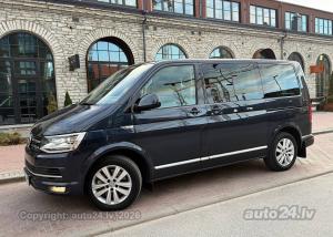 Blue Volkswagen Multivan 2016 in Tallinn, with an engine capacity of 2.00 L and mileage of 228 thousand km for 24999 €, photo 5 on AUTOMOTO.COM.LV