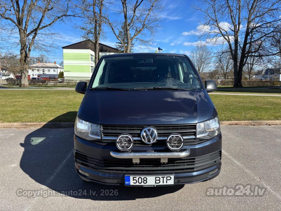 Zils Volkswagen Multivan 2017 Pērnava, ar dzinēja tilpumu 2.00 L un nobraukumu 220 tūkst. km par 23600 €, foto 3 vietnē AUTOMOTO.COM.LV