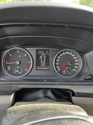 Blue Volkswagen Multivan 2017 in Rapla, with an engine capacity of 2.00 L and mileage of 270 thousand km for 27500 €, photo 6 on AUTOMOTO.COM.LV