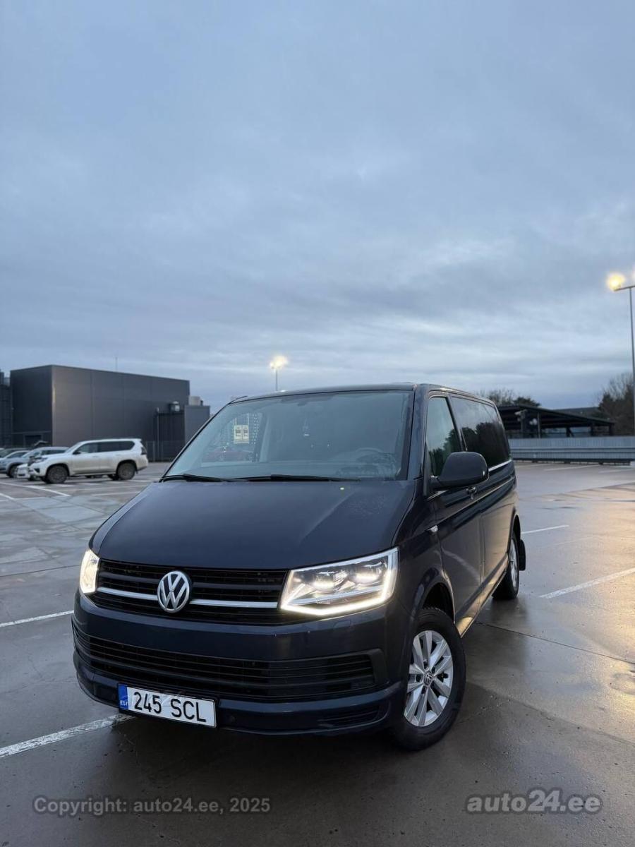 Zils Volkswagen Multivan 2020 Tallina, ar dzinēja tilpumu 2.00 L un nobraukumu 95 tūkst. km par 43000 €, foto 1 vietnē AUTOMOTO.COM.LV