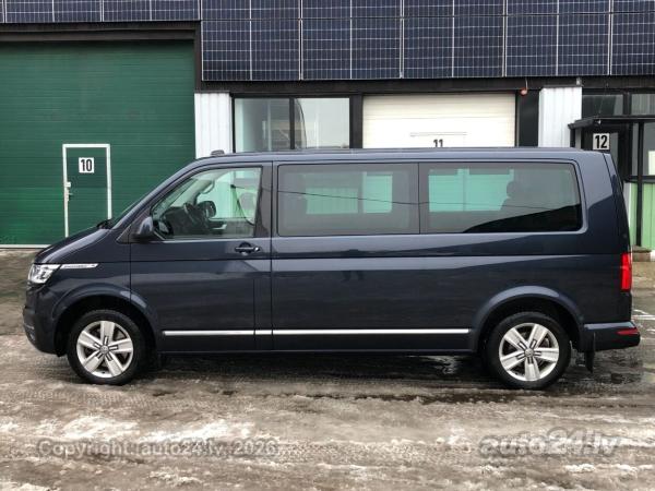 Blue Volkswagen Multivan 2020 in Tallinn, with an engine capacity of 2.00 L and mileage of 243 thousand km for 38500 €, photo 4 on AUTOMOTO.COM.LV