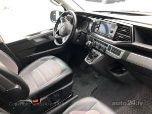 Zils Volkswagen Multivan 2020 Tallina, ar dzinēja tilpumu 2.00 L un nobraukumu 243 tūkst. km par 38500 €, foto 7 vietnē AUTOMOTO.COM.LV
