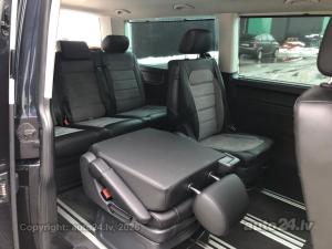 Zils Volkswagen Multivan 2020 Tallina, ar dzinēja tilpumu 2.00 L un nobraukumu 243 tūkst. km par 38500 €, foto 10 vietnē AUTOMOTO.COM.LV