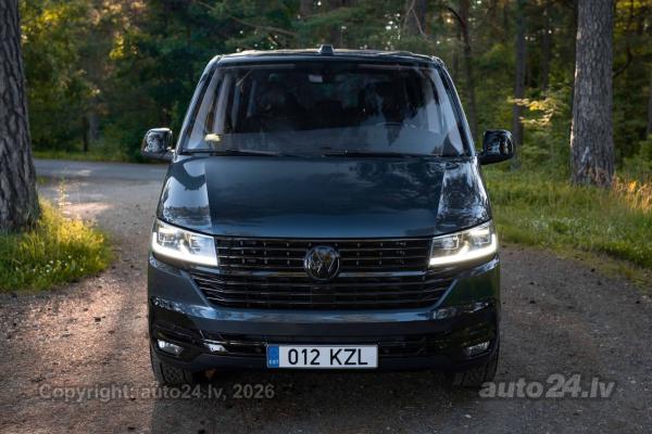 Blue Volkswagen Multivan 2020 in Tallinn, with an engine capacity of 2.00 L and mileage of 257 thousand km for 30000 €, photo 3 on AUTOMOTO.COM.LV
