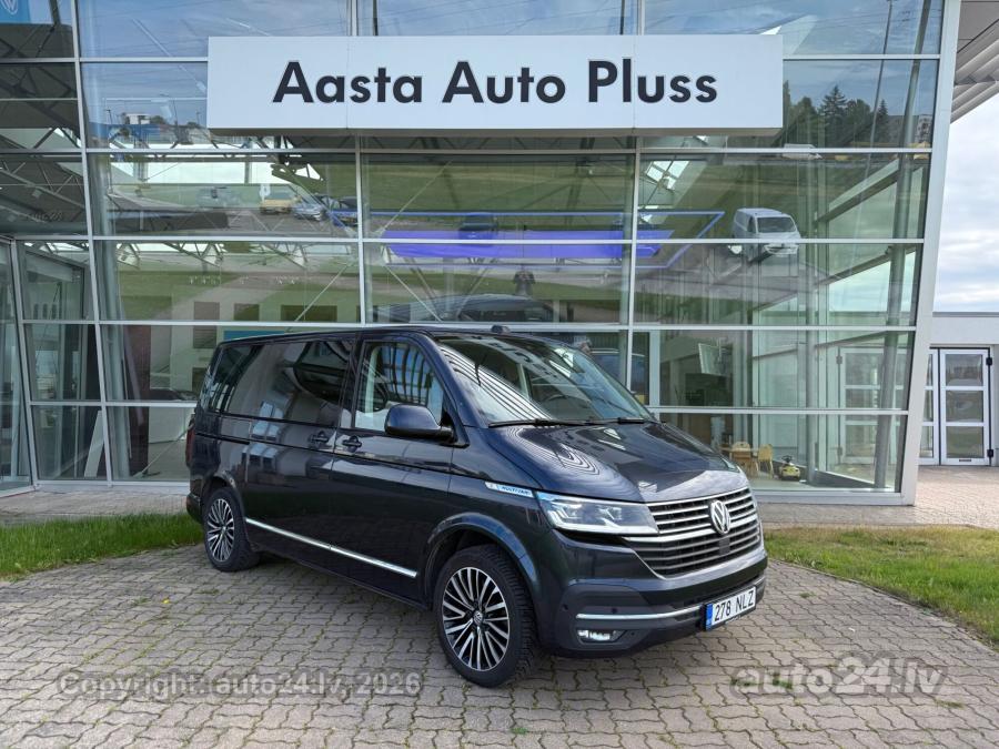 Blue Volkswagen Multivan 2022 in Tartu, with an engine capacity of 2.00 L and mileage of 211 thousand km for 34990 €, photo 4 on AUTOMOTO.COM.LV