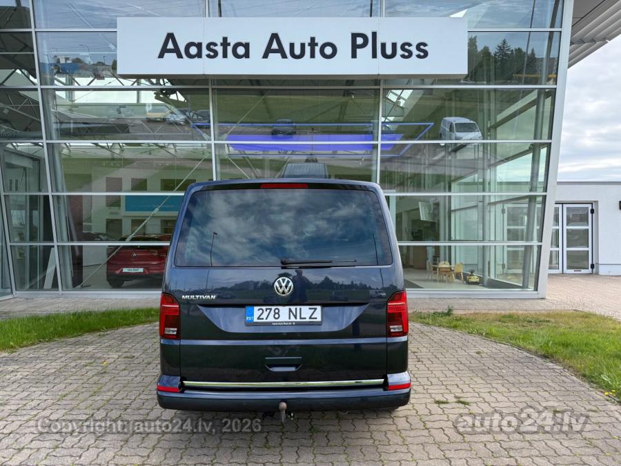 Blue Volkswagen Multivan 2022 in Tartu, with an engine capacity of 2.00 L and mileage of 211 thousand km for 34990 €, photo 7 on AUTOMOTO.COM.LV