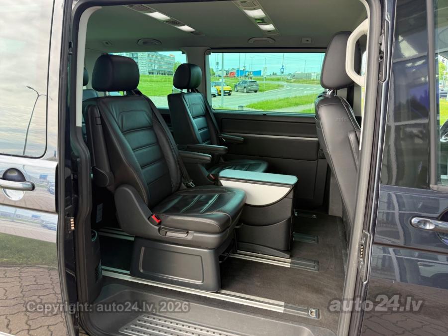 Blue Volkswagen Multivan 2022 in Tartu, with an engine capacity of 2.00 L and mileage of 211 thousand km for 34990 €, photo 11 on AUTOMOTO.COM.LV