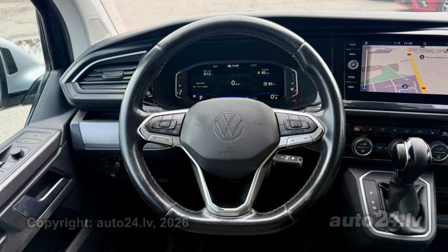Zils Volkswagen Multivan 2022 Tallina, ar dzinēja tilpumu 2.00 L un nobraukumu 304 tūkst. km par 29900 €, foto 10 vietnē AUTOMOTO.COM.LV