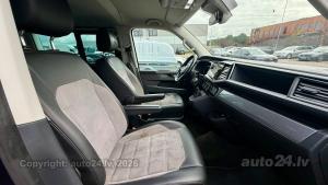 Zils Volkswagen Multivan 2022 Tallina, ar dzinēja tilpumu 2.00 L un nobraukumu 304 tūkst. km par 29900 €, foto 17 vietnē AUTOMOTO.COM.LV