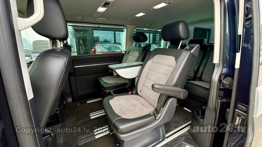 Zils Volkswagen Multivan 2022 Tallina, ar dzinēja tilpumu 2.00 L un nobraukumu 304 tūkst. km par 29900 €, foto 20 vietnē AUTOMOTO.COM.LV