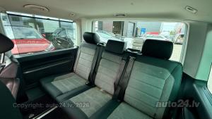 Zils Volkswagen Multivan 2022 Tallina, ar dzinēja tilpumu 2.00 L un nobraukumu 304 tūkst. km par 29900 €, foto 22 vietnē AUTOMOTO.COM.LV