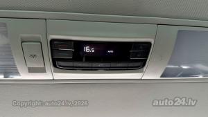 Zils Volkswagen Multivan 2022 Tallina, ar dzinēja tilpumu 2.00 L un nobraukumu 304 tūkst. km par 29900 €, foto 28 vietnē AUTOMOTO.COM.LV