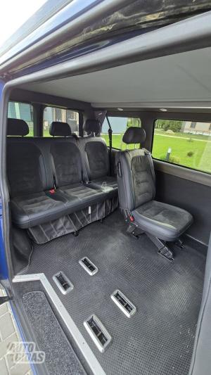 Zils Volkswagen Multivan 2009 Marijampole, ar dzinēja tilpumu 1.90 L un nobraukumu 232 tūkst. km par 13000 €, foto 9 vietnē AUTOMOTO.COM.LV