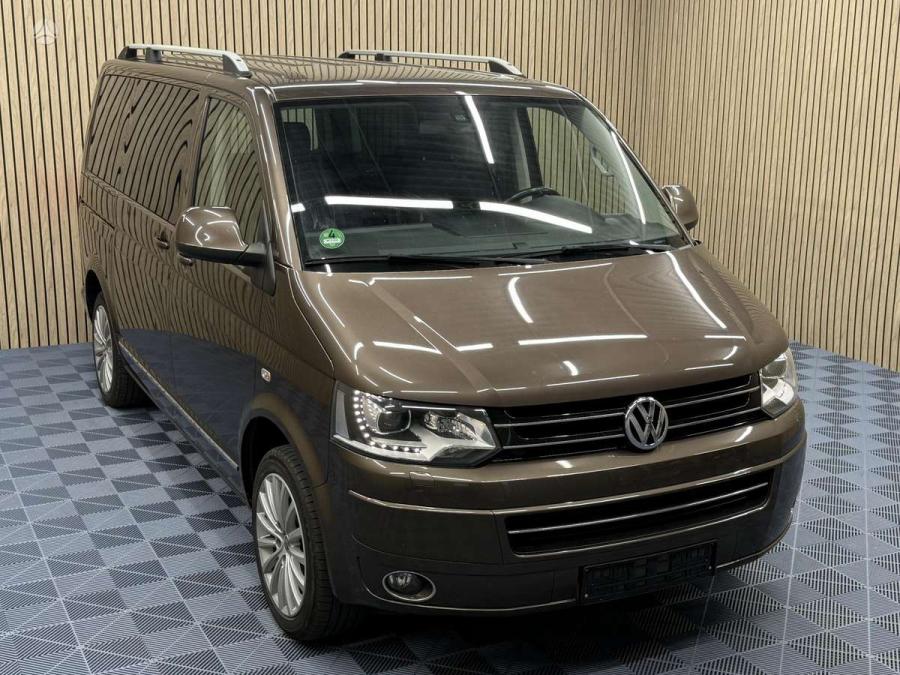 Brūns Volkswagen Multivan 2013 Marijampole, ar dzinēja tilpumu 1.97 L un nobraukumu 204 tūkst. km par 17350 €, foto 9 vietnē AUTOMOTO.COM.LV