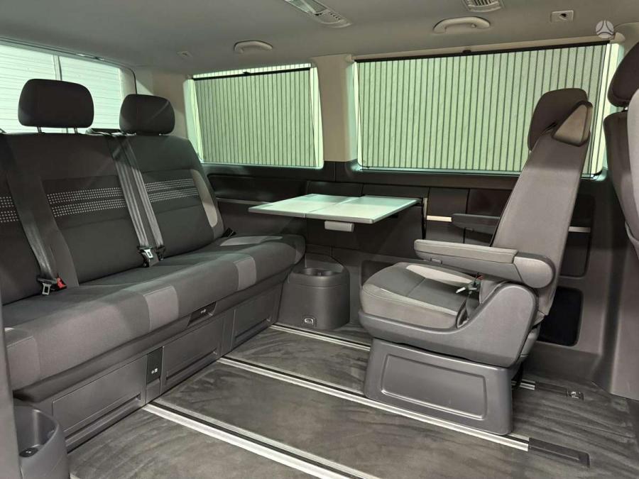 Brūns Volkswagen Multivan 2013 Marijampole, ar dzinēja tilpumu 1.97 L un nobraukumu 204 tūkst. km par 17350 €, foto 19 vietnē AUTOMOTO.COM.LV