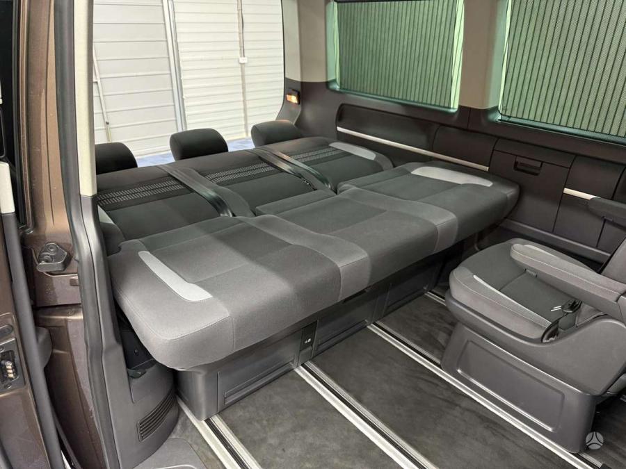 Brūns Volkswagen Multivan 2013 Marijampole, ar dzinēja tilpumu 1.97 L un nobraukumu 204 tūkst. km par 17350 €, foto 20 vietnē AUTOMOTO.COM.LV