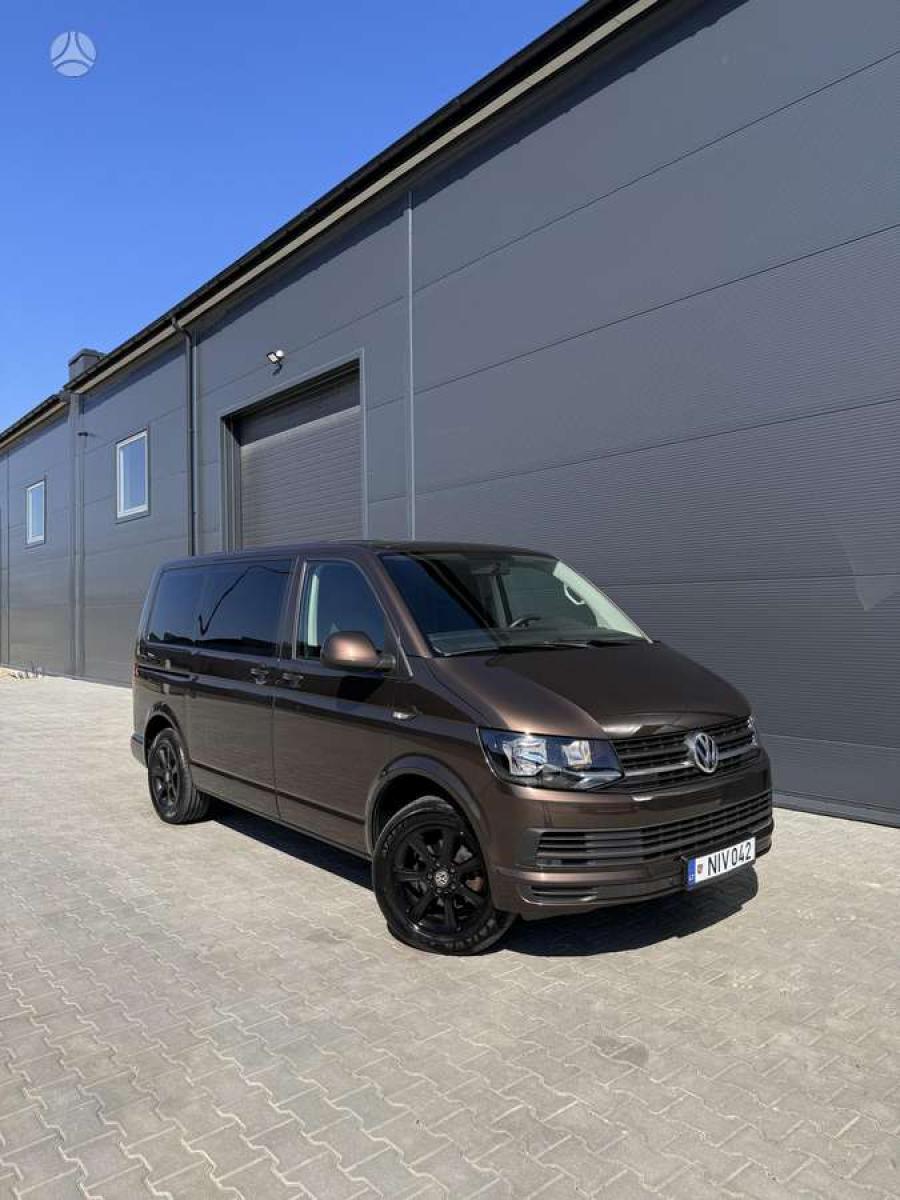 Brūns Volkswagen Multivan 2016 Klaipėda, ar dzinēja tilpumu 1.97 L un nobraukumu 254 tūkst. km par 19700 €, foto 1 vietnē AUTOMOTO.COM.LV