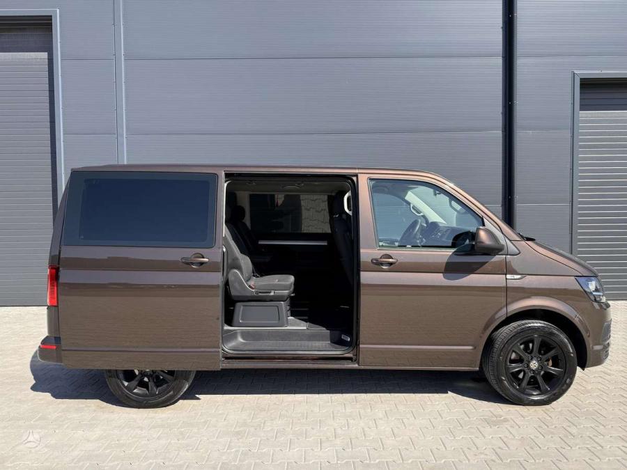 Brūns Volkswagen Multivan 2016 Klaipėda, ar dzinēja tilpumu 1.97 L un nobraukumu 254 tūkst. km par 19700 €, foto 6 vietnē AUTOMOTO.COM.LV